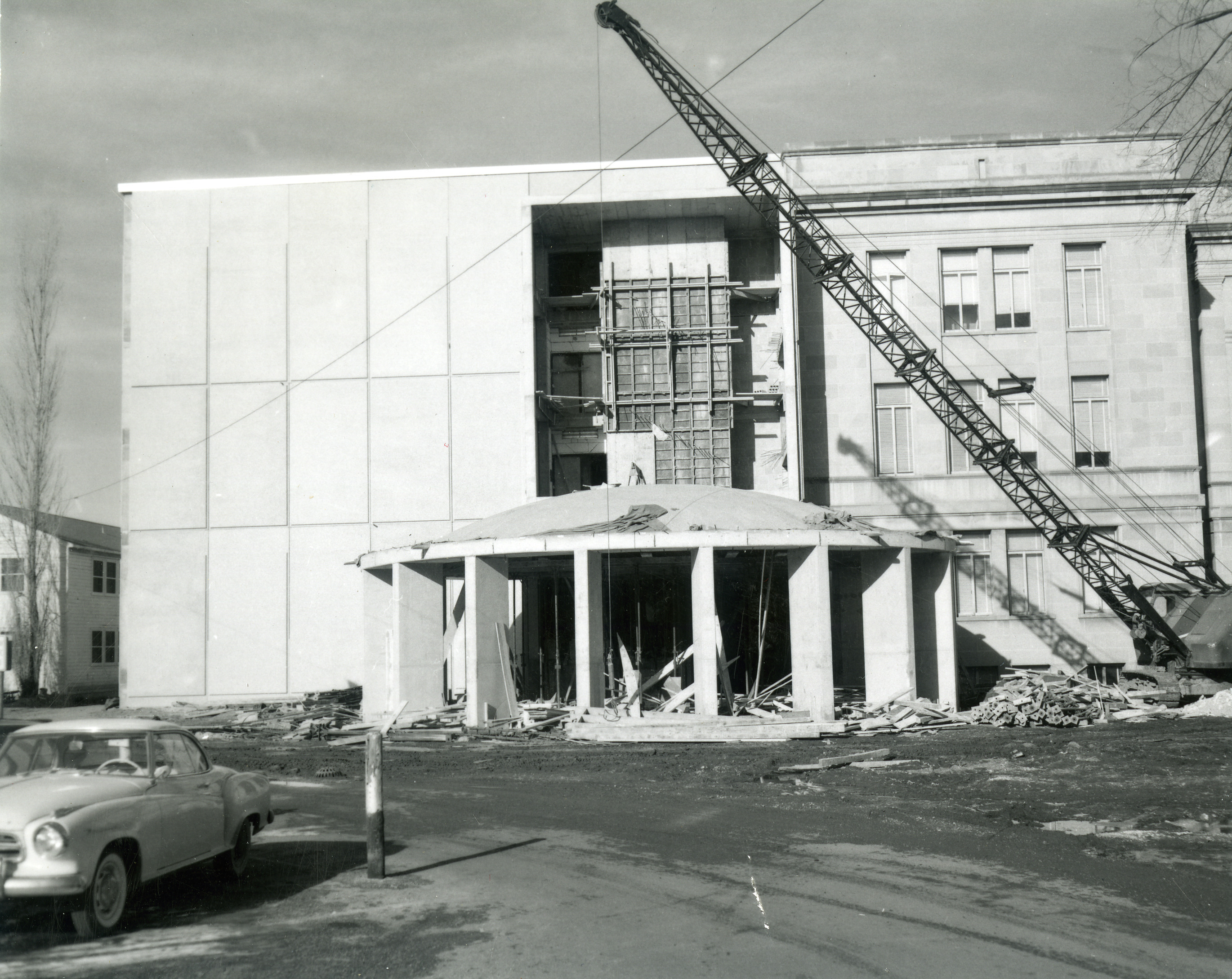 View of 1st addition construction of the library, 1961 | Iowa State ...
