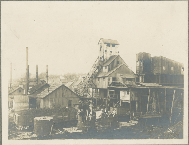 Coal Mine Inspection at Des Moines Coal and Mining Co., Marquisville ...