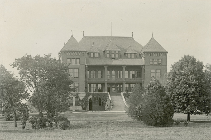 Carrie Chapman Catt Hall | Iowa State University Photographs